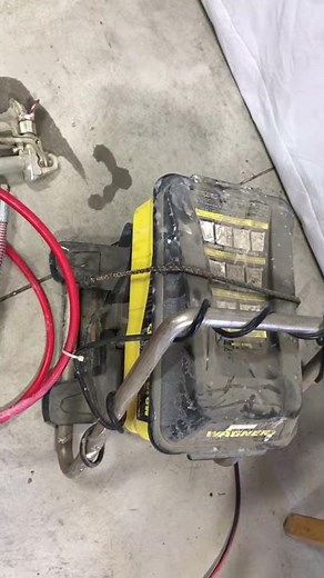 Wagner Airless Paint Sprayer - Paint Crew - M# 770 - w/ hose and nozzle -