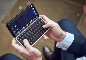 Planet Computers' Astro Slide features a physical keyboard, 5G, Android, and Linux
