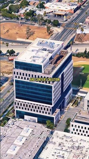 Netflix Building: World's Leading Streaming Entertainment Service #shorts