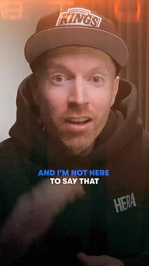 I see a lot of wannabes on LinkedIn flexing their “fancy graphs.” The SEMRush screenshots. The impression spikes. The calendars stacked with calls. But you know why they never talk about clients or sales? Because either: 1️⃣ They aren’t getting any. or 2️⃣ They have absolutely no idea what impact any of it is making. When it comes to organic content.. I’m not against creating content. In fact, I'm sure some people are crushing it with it. But I see people sprinting toward vanity metrics like hea