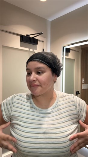 Do I look good on spray tan? #spraytan | Adriana Mejía makeup and hairstyle