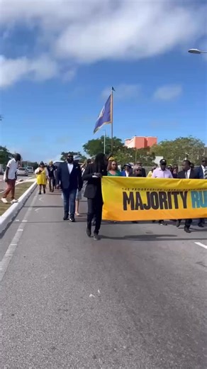 MAJORITY RULE MARCH: To commemorate the 59th Anniversary of Majority Rule, Prime Minister Philip Davis, alongside the Deputy Prime Minister Chester Cooper, Cabinet Ministers, and party supporters, marched from Bahamas Harvest Church to the party’s headquarters. Majority Rule Day, which became a public holiday in 2014, marks a pivotal moment in Bahamian history. It was on January 10, 1967, when The Bahamas achieved majority rule for the first time symbolizing the enduring promise of equality, fai