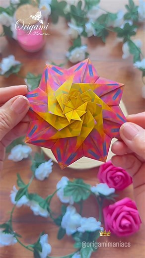 Spectacular modular with 2 variations and amazing combinations. #origami #papercrafts #paperart
