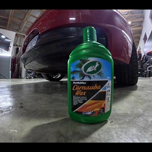 TURTLE WAX CARNAUBA CAR WAX LIQUID 500ml Easy to apply and remove formula provides long lasting shine & protection without hard rubbing and buffing. 🛡️ Trusted Protection: Our advanced formula acts as a shield against harmful elements, ensuring your car stays protected from UV rays, dirt, and environmental damage. Revive your car's appearance and experience the thrill of driving a stunning, showroom-ready vehicle. Get Turtle Wax today and be the envy of the road! 🚗💨 🛒 CLICK HERE FOR YOUR NEA