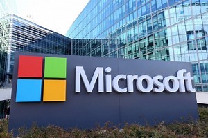 Microsoft uncovers new breach while investigating SolarWinds hackers