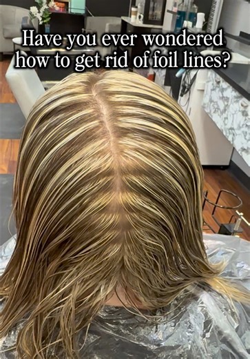 How to get rid of foil lines, a root melt! #hair #tutorial #haircolor #hairtutorial #blonde