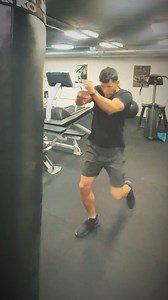 Combat sports-inspired training engages various physiological and biomechanical aspects. The high-intensity nature of these workouts promotes cardiovascular adaptation, leading to improved aerobic and anaerobic capacities. The combination of explosive movements and sustained effort enhances muscular strength, power, and endurance. From an energy system perspective, these workouts often involve both aerobic and anaerobic pathways, contributing to a more comprehensive fitness profile. Additionally