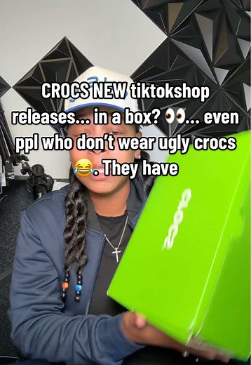 I don’t wear Crocs.. but I wear these 😂😂 comfort meets style! #sneakers #crocs #creatorsearchinsights #tiktokshopspringglowup #tiktokshoprestock #springtok #tiktokshopfinds #sneakerhead #newrelease #us #flashsale #tiktokshop