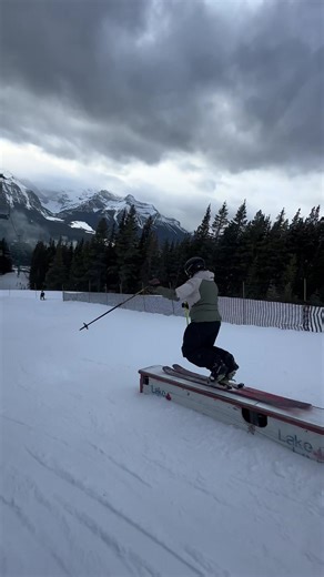 Mastering Park Lap Techniques for Skiing Enthusiasts