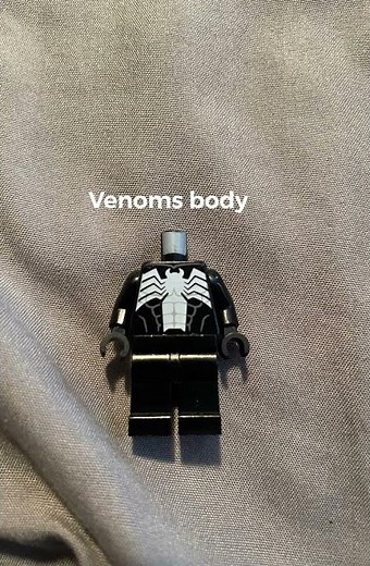 How to make the Spider-Man symbiote suit in LEGO