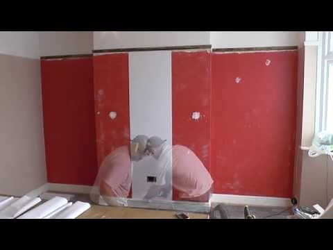 DIY: Hanging some lining paper