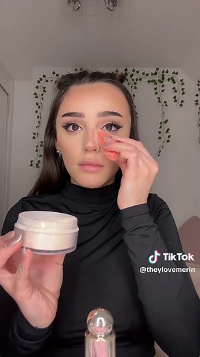 Tutorial de maquillaje inspirado en Ariana Grande 2016