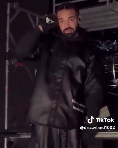 Lil Wayne and Drake Live Performance in Toronto History Show