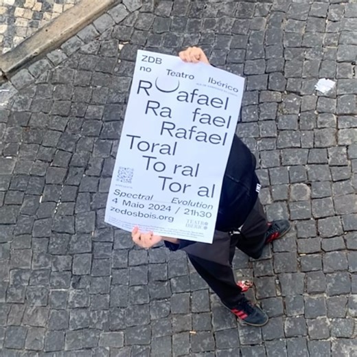 *HOJE* Rafael Toral (@rafaeltoral) apresenta ‘Spectral Evolution’ no Teatro Ibérico (@teatro_iberico), às 21h30. Bilhetes disponíveis. ~ *TONIGHT* Rafael Toral (@rafaeltoral) presents ‘Spectral Evolution’ at the @teatro_iberico, at 9.30pm. Tickets available. Cartaz @silviapprudencio | Galeria Zé dos Bois