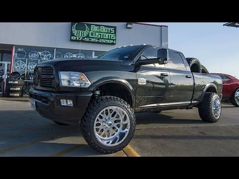 2012 RAM 2500 Cummins on 22x14 Fuel Forged Wheels, 35" Nitto Tires on a LEVELING Kit! Check It Out!