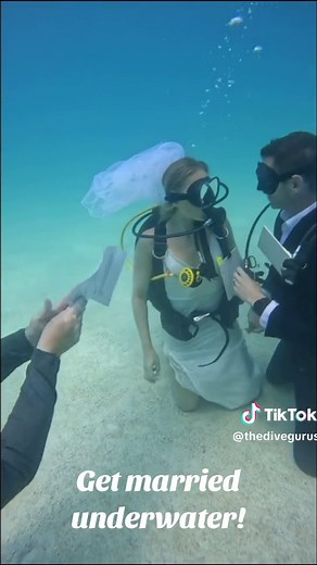 Unique Underwater Wedding Experience