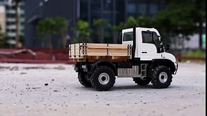 TOUCAN RC HOBBY U423 4X4 1/10 RC Crawler Car Remote Control Off-Road Vehicles Sound Light System