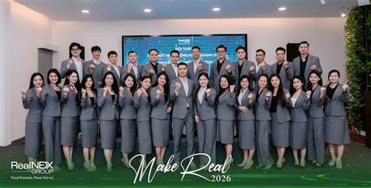 ✨ REALNEX GROUP | KHÉP LẠI 2025 - SẴN SÀNG MAKE REAL 2026 🌟 💫 Hai sự kiện - Một tinh thần chung. 💫 Một chặng đường khép lại – Một hành trình mới mở ra. 🎗️ Hội thảo Tổng kết - RealNEX nhìn lại một năm 2025 đầy thử thách nhưng kiên cường, đồng thời xác định định hướng phát triển rõ ràng cho năm 2026: Lấy con người làm trung tâm, vận hành chuẩn hóa, kinh doanh hiệu quả và tăng trưởng bền vững. 🎗️ Gala Dinner Make Real 2026 không gian của sự gắn kết, tri ân và tiếp thêm năng lượng, nơi mỗi thàn