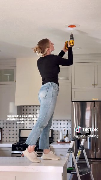 Upgrade to Sleek 4-Inch Recessed Lighting with LUSA