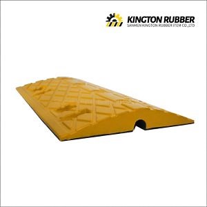 [Hot Item] High Quality Traffic Speed Hump Rubber Speed Cushion