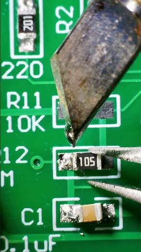Practicing SMD Resistor Soldering #soldering #smd #electronics #practice #microscope
