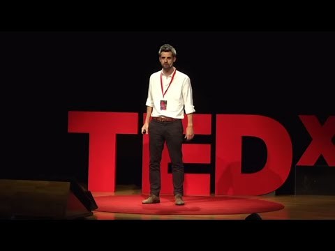 ¿Aprobar o aprender? | Lucas Gortazar | TEDxUDeusto