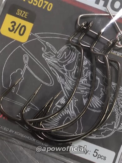 Crafting Precision Hooks: A Behind-the-Scenes Look