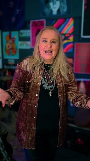 Melissa's seventeenth studio album, RISE, is out now!