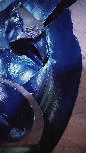 See how the electric blue point is made 🧺