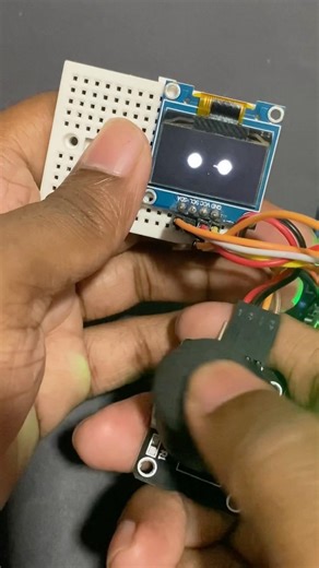 How to Make Moving Eyes with Arduino & OLED | #arduino #shorts