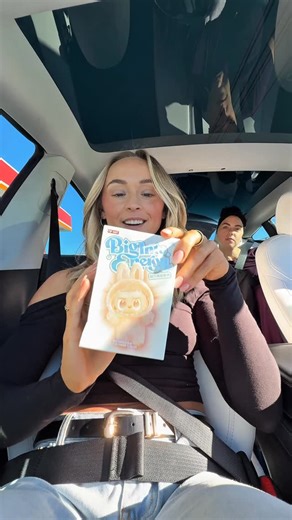 Kaylin Pyles on Instagram: "my boyfriend came back from Qatar and got me a @labubu - “big into energy” edition ✨"