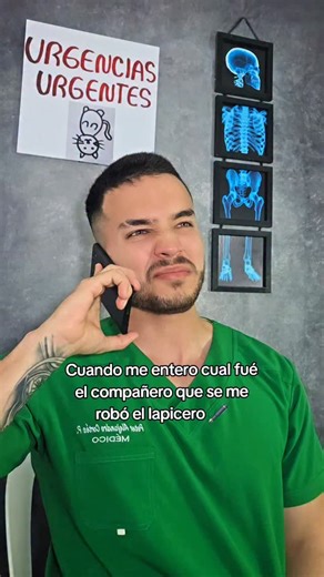 Peter Cortés | Núnca falta el roba lapiceros 😅 #parati #humor #humorensalud #doctorpeter #fyp | Instagram