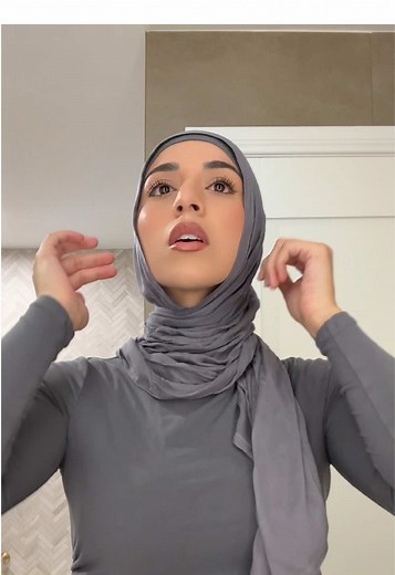 ZAZZ 🐸 (@by.zazz) - How to Style Your Hijab: Tutorial for Beginners