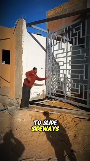 He Built an Incredible Rotating Gate That Will Blow Your Mind!