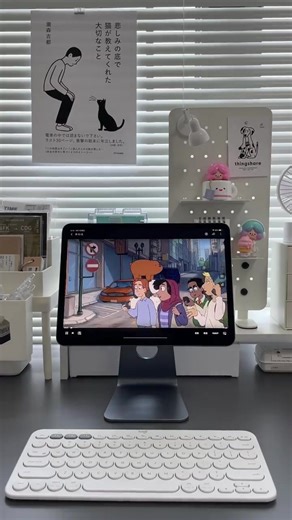 Efficient Desk Organization Ideas with Multi-Tiered Box