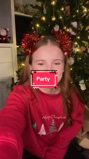 Welcome to today’s sign of the day! Today’s sign of the day is “party!” Using SSE (With BSL signs!) -Let’s Make A Difference❤️ #BSL #signoftheday #letsmakeadifference #learntosign #SSE