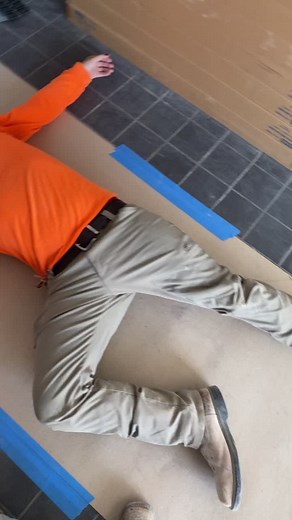 When it’s modelo time