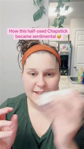 18K views · 1.2K reactions | Who knew that what would make turning into a single mom overnight just a little bit easier would be…Vaseline 來 #decluttering #singlemom #divorce | Downsize Upgrade | Facebook