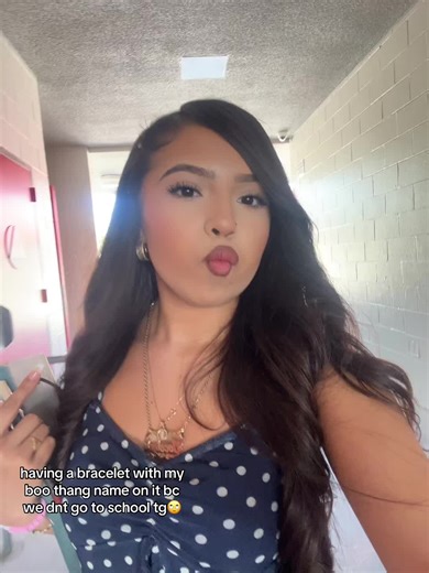 Jocelyn (@jj.ocelyn12)’s videos with Eyedress - Romantic Lover - 💋💋