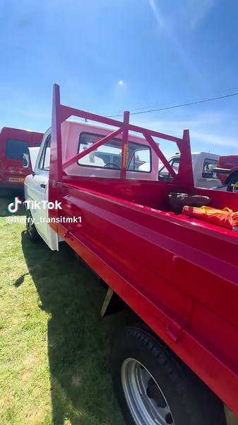 Exploring Classic Ford Transit Vans: A Comprehensive Guide