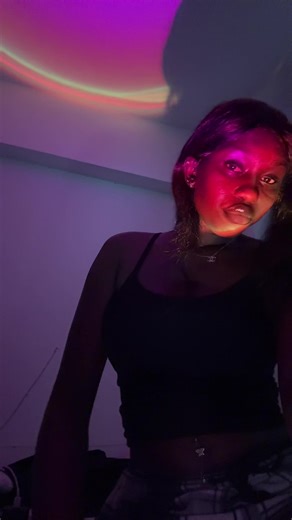 vee 🐇 (@mia.vee2)’s videos with Super Gremlin - Kodak Black