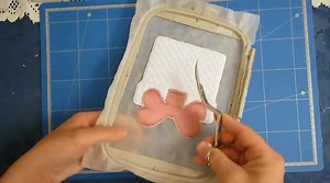 Free In the hoop Gift Box