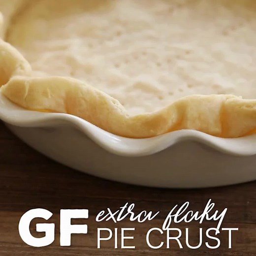 Extra Flaky Gluten Free Pie Crust rolls out smooth, bakes golden, and proves gluten free can do buttery perfection just fine. Perfect for Thanksgiving desserts! 🥧🦃 See comments for full recipe! #thanksgivingdessert #glutenfreepiecrust #glutenfreepierecipe . . . . https://glutenfreeonashoestring.com/gluten-free-pie-crust/ | Gluten Free on a Shoestring