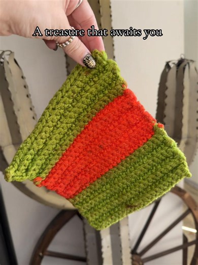 Comment Claim to Snag !!! #vintage #potholders #crochet #glass #crystal