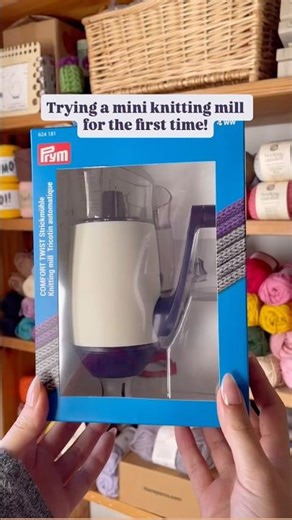 Trying a Knitting Mill for the first time! #knittingmachine #craftersgonnacraft