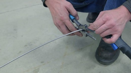 WATCH and learn how to replace a MIG gun liner properly — a good solution to address wire feeding issues when changing your contact tip doesn’t help. | Miller Welders