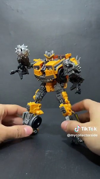 #hasbro #review #transformers #takaratomy #transformersgenerations #transformersstudioseries #transformersthemovie #transformersriseofthebeasts #transformerseldespertardelasbestias #thetransformersthemovie #transformerslapelicula #transformersterrorcons #transformersbattletrap