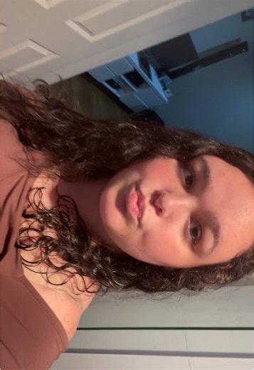 Arching My Back: The Perfect Pose to Captivate