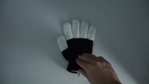 Luwint LED Colorful Flashing Finger Lighting Gloves, Glow Rave Cool Toys for Adult Teens