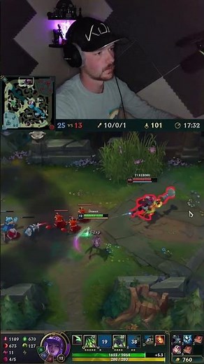 Mid Diff! P2! #leagueoflegends #lol #gaming #gamer #twitch #akali #shorts #shortvideo